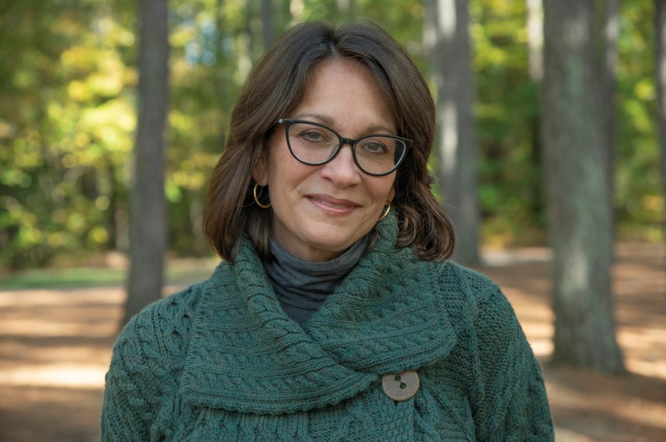 Charlotte Zolotow Lecture: Meg Medina – Cooperative Children's Book ...